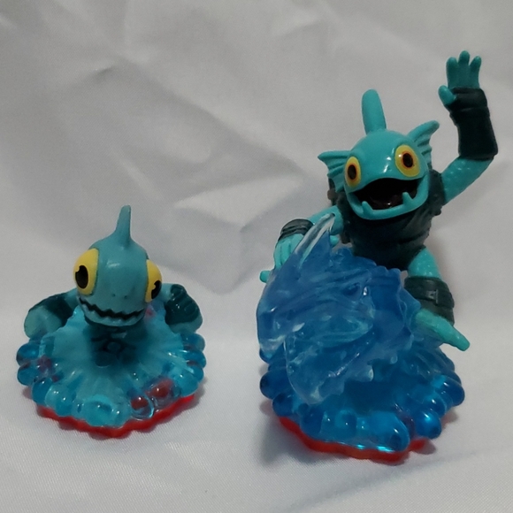 Skylanders | Toys | Set Of Two Skylanders Red With Fire Symbol | Poshmark